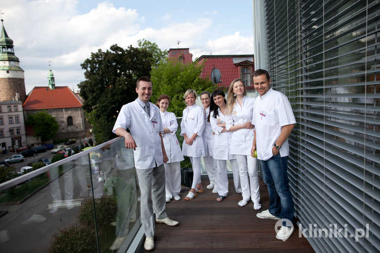 KCM CLINIC PORADNIA, Jelenia Góra - opinie i cennik 2025 | Kliniki.pl